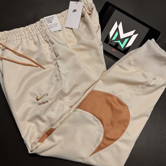Nike | Pants | Nike Nsw Water Repellent Swoosh Joggers Pants Mens Sizes ...